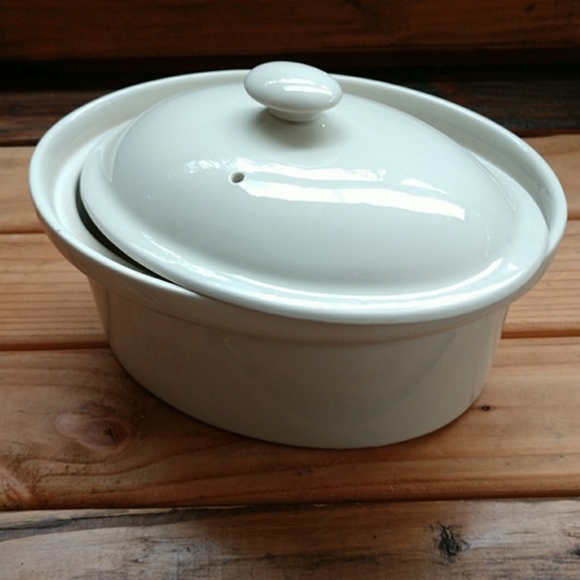 Hall | Kitchen | Vintage Hall Covered Casserole Dish | Poshmark